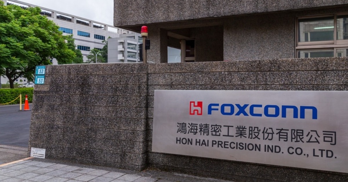 晶片荒續燒...鴻海（2317）結合 IC 大廠，打入車用半導體市場！專家：未來 10 年，獲利將爆炸性成長！-Money錢 | CMoney投資網誌